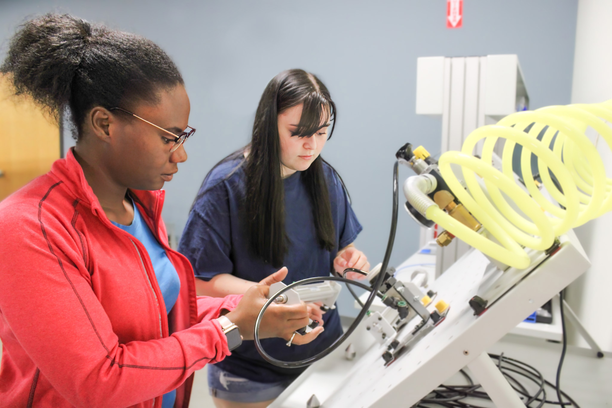 The Benefits of Hands-On Learning | Fast Forward